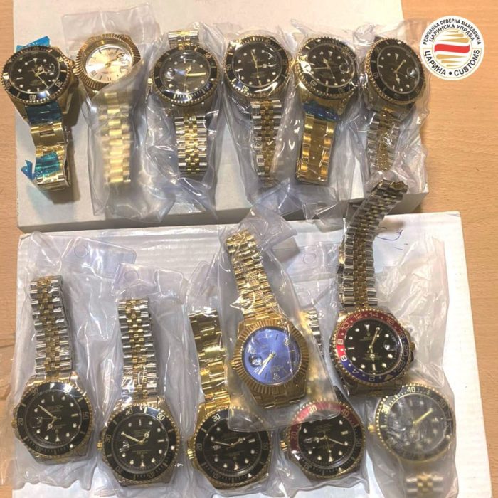 ЦАРИНСКА УПРАВA: Спречен обид за трговија со 10.618 парчиња фалсификати ...